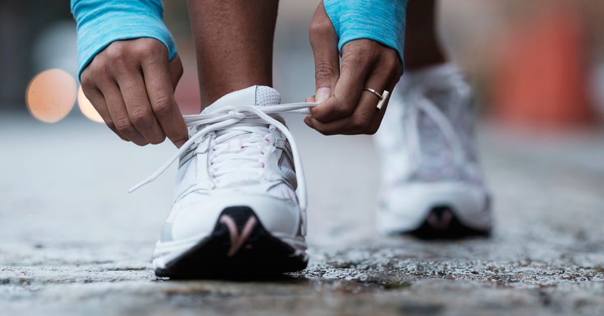 How to Pick the Best Walking Shoe for You | Houston Methodist On Health